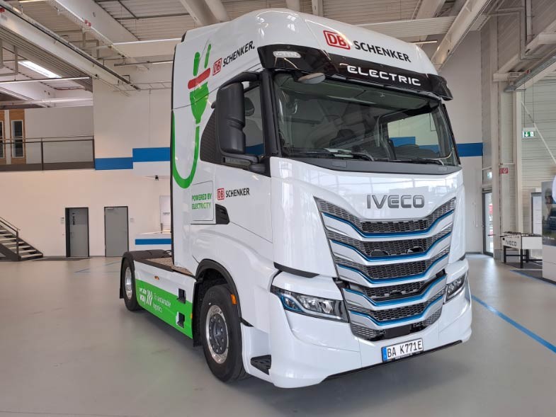 Iveco S-eWay — elektrisch aangedreven 4x2 trekker